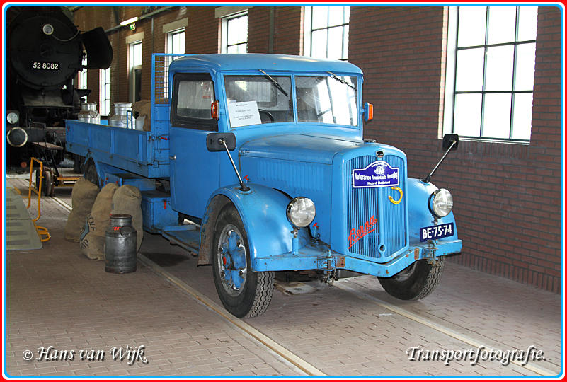 BE-75-74 B-border.jpg Afbeelding - Oudere auto's