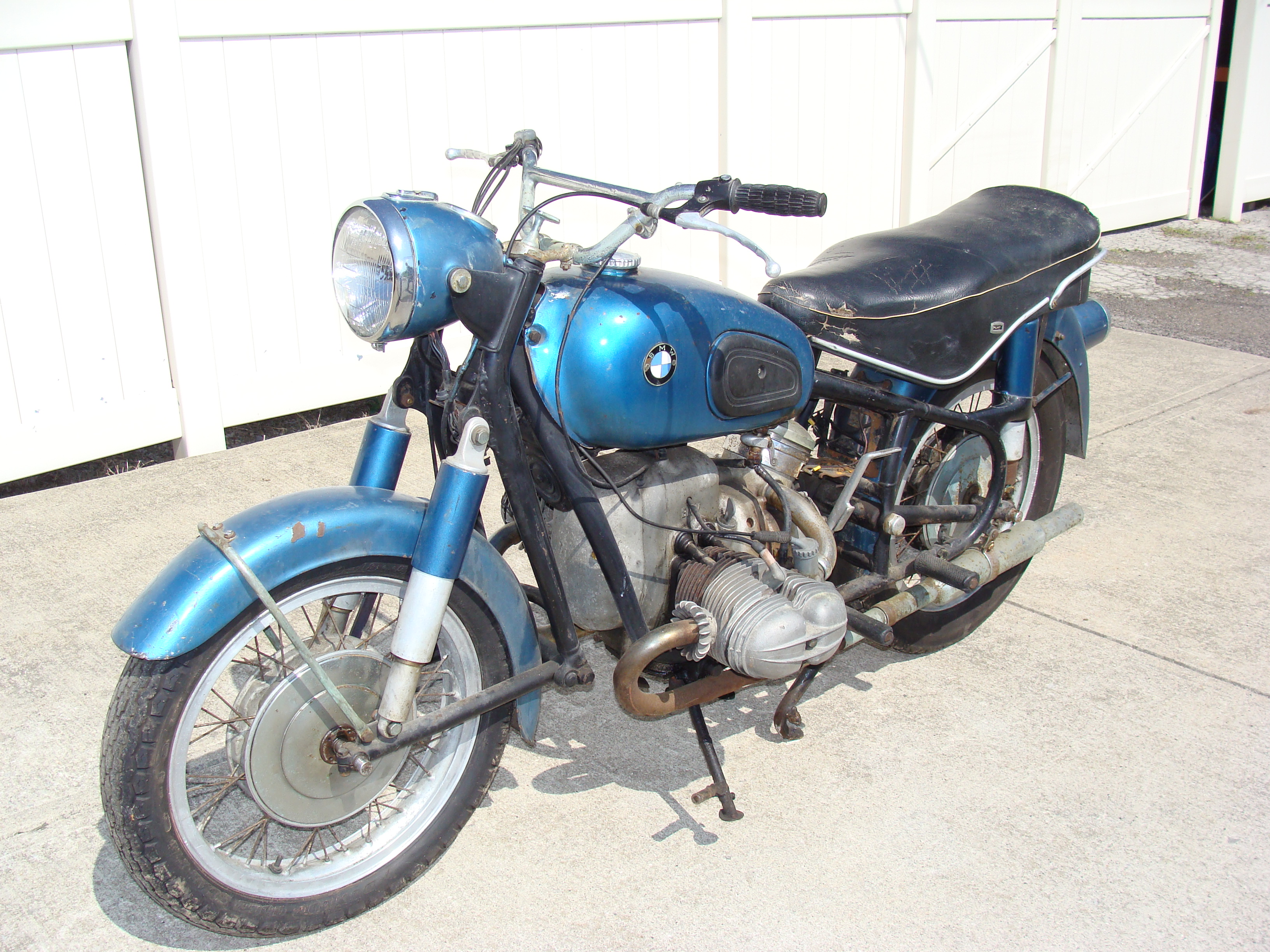 SOLD.....652109 1955 BMW R69, Blue. Complete, good compression Photo ...