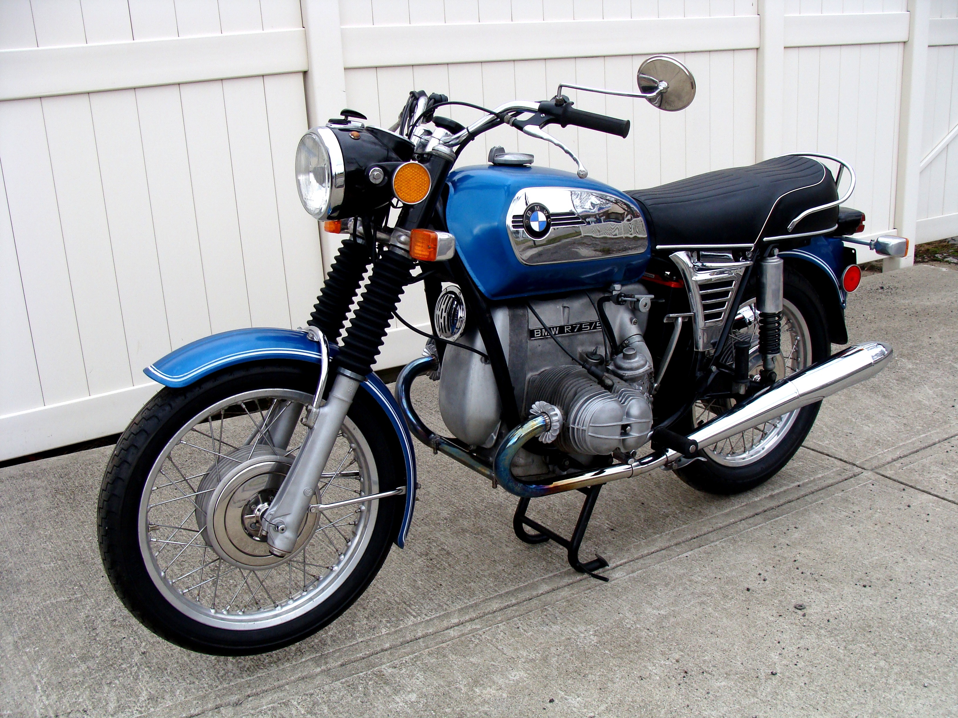 SOLD....1972 BMW R75/5 Blue, "Toaster" 44,186 Miles. Photo album by Re ...