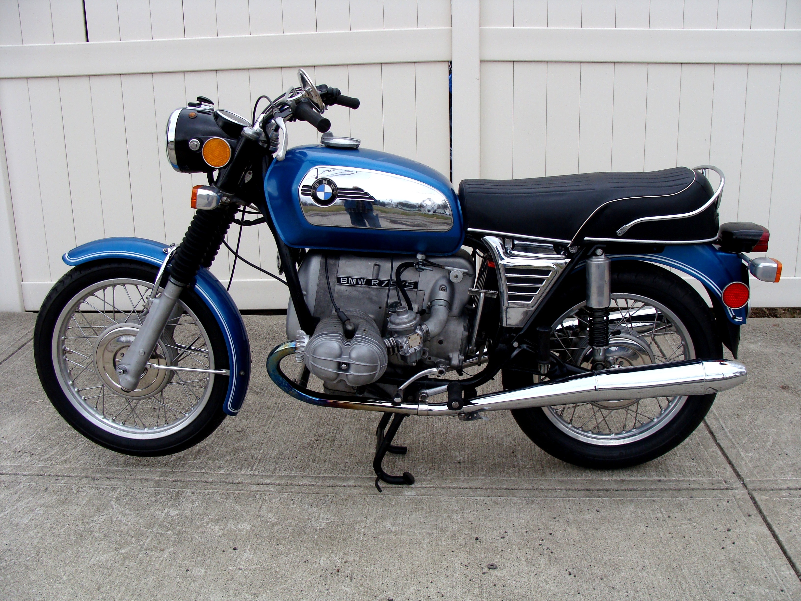 SOLD....1972 BMW R75/5 Blue, "Toaster" 44,186 Miles. Photo album by Re ...